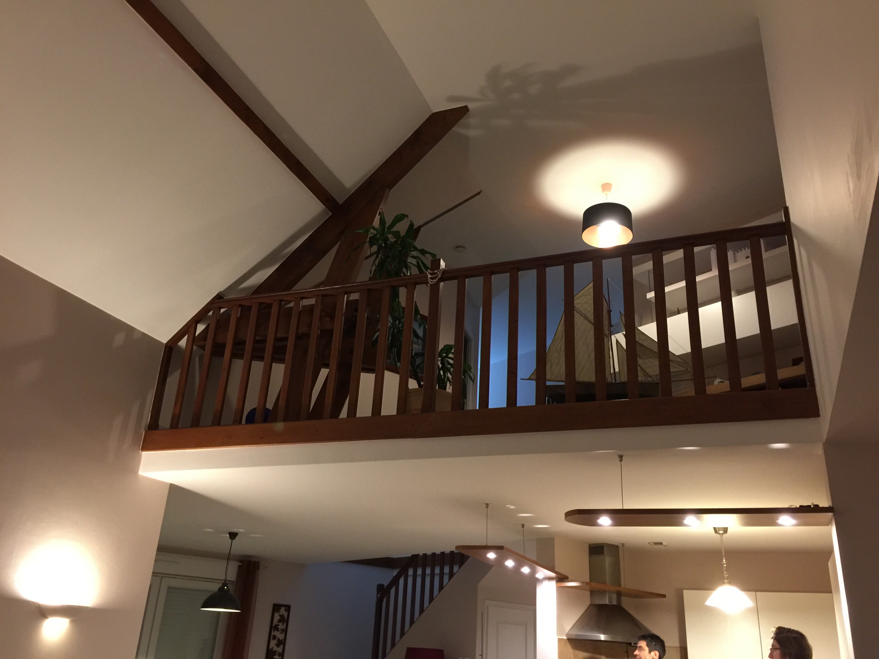 L'ENVERS DU DÉCOR - - Décoration d’un palier sur Senlis